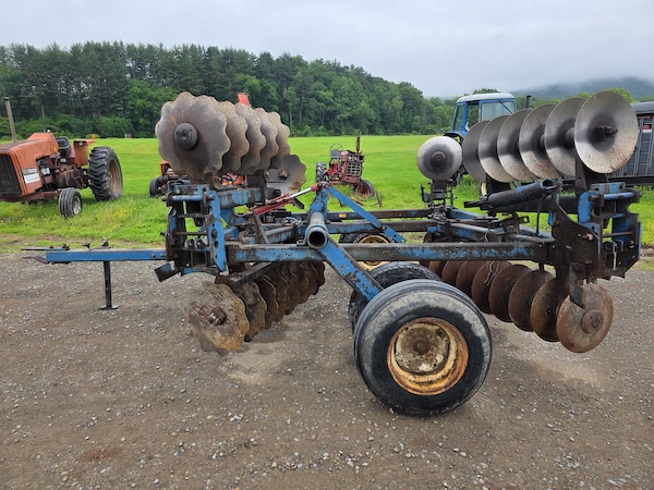 #241: Ford 241 18in. Wing Disc- $4,000 - Frank Walker Inc | Farm ...